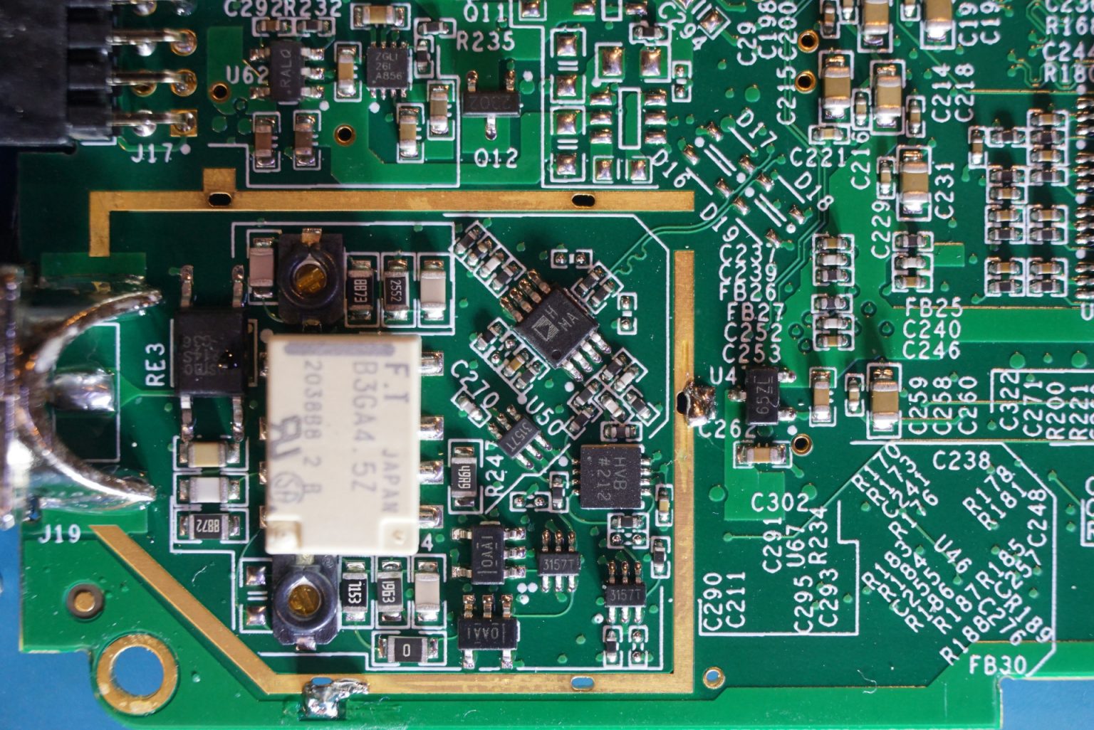 Teardown of a DreamSourceLab DSTouch DS4T1012 Oscilloscope – Kerry D. Wong